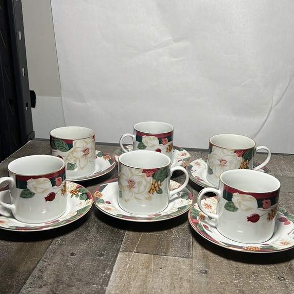 Tienshan Fine China | Kitchen | Vintage 9s Tienshan Fine China Magnolia ...